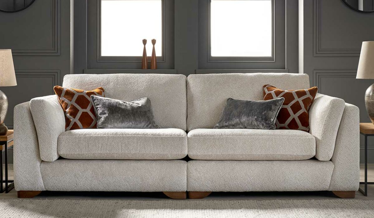 Sofas & Chairs Worcester - Seats & Sofas