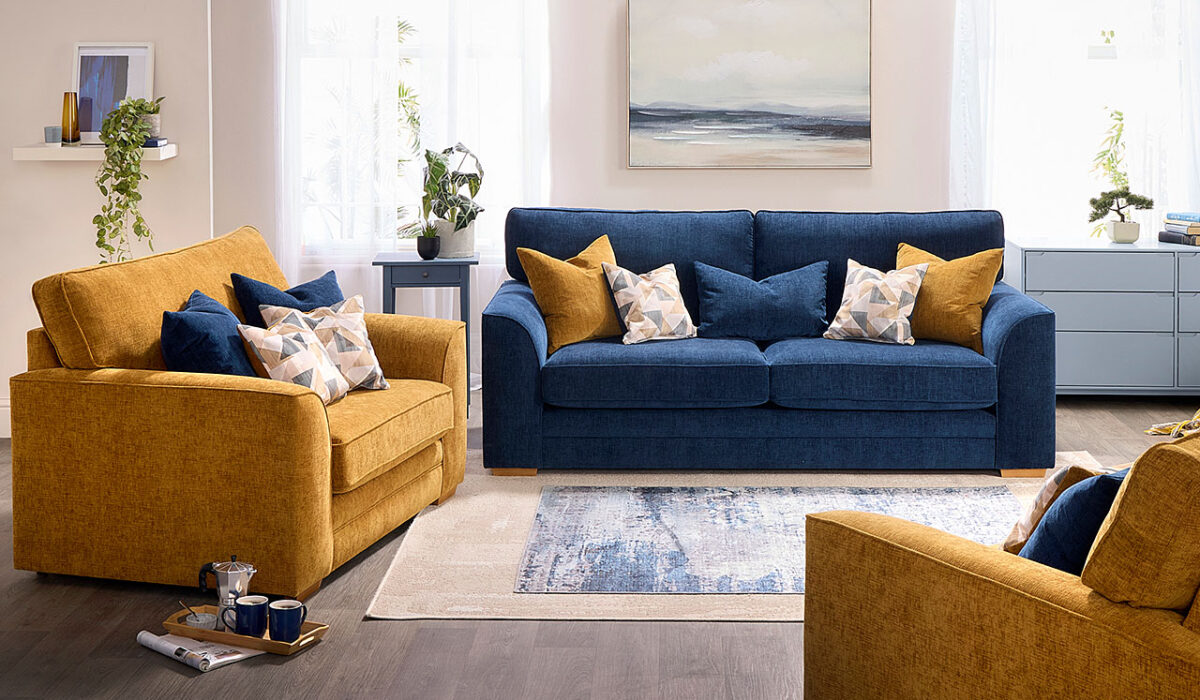 Sofas & Chairs Worcester - Seats & Sofas